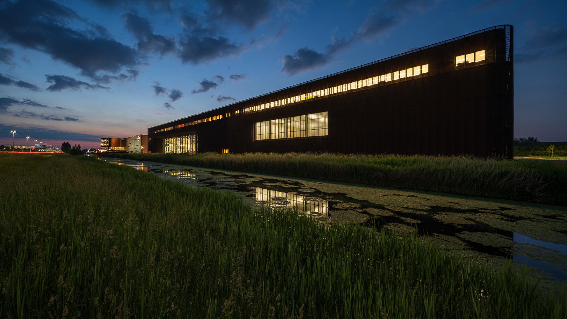 Rempt van der Donk Architecten BNA BV | Kantoor en bedrijfshal TMHNL ...