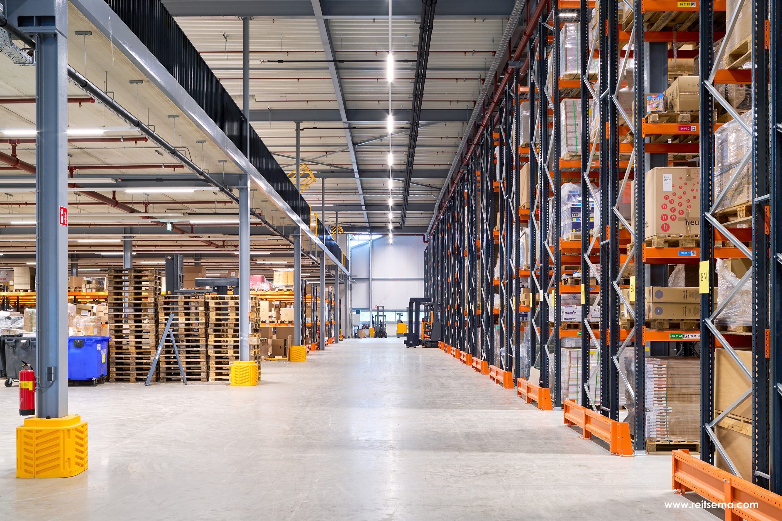 Heutink neemt nieuw hoofdkantoor met distributiecentrum in gebruik ...