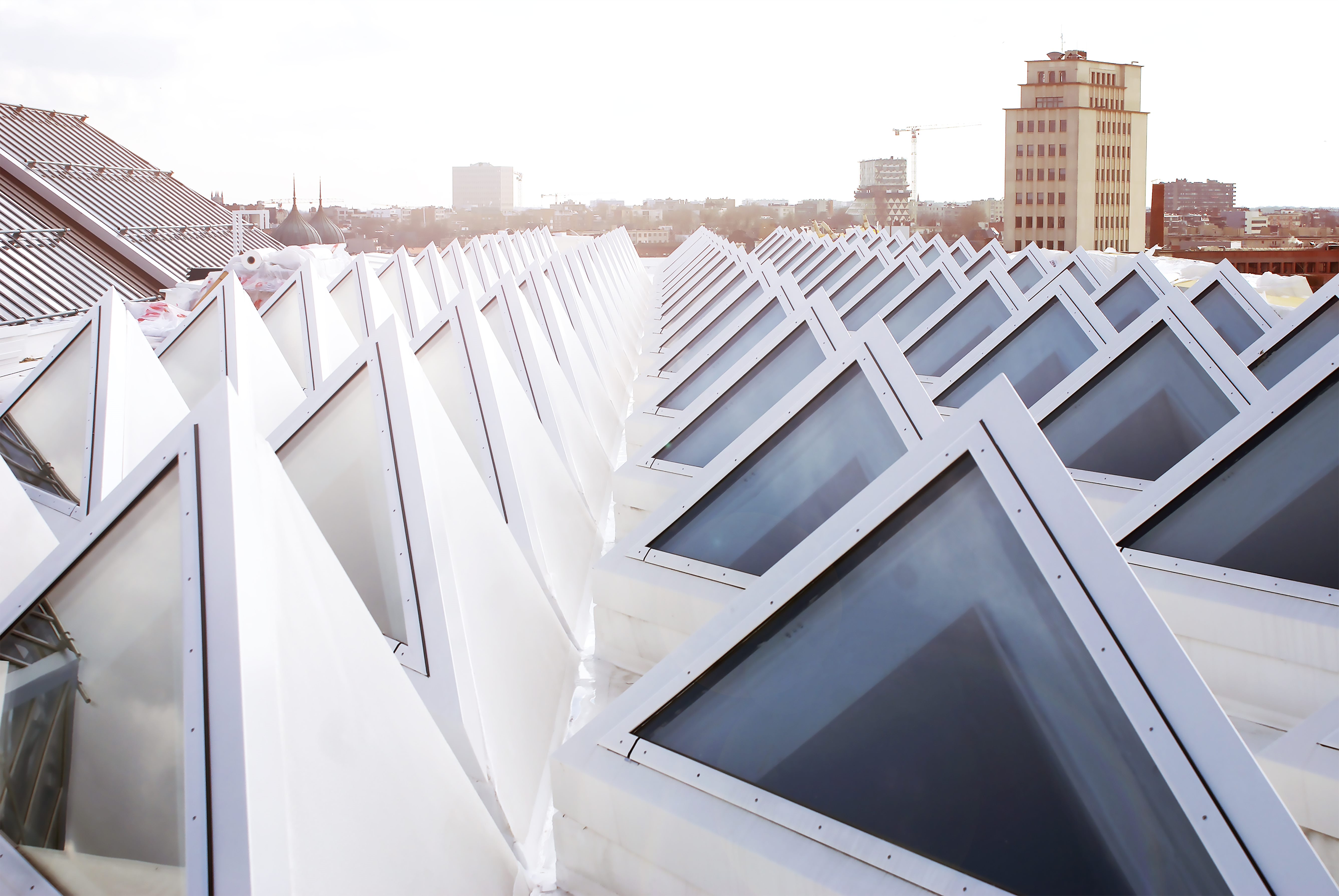 RENOLIT ALKORPLAN Roofing Products | Oogverblindende kunst op het dak ...