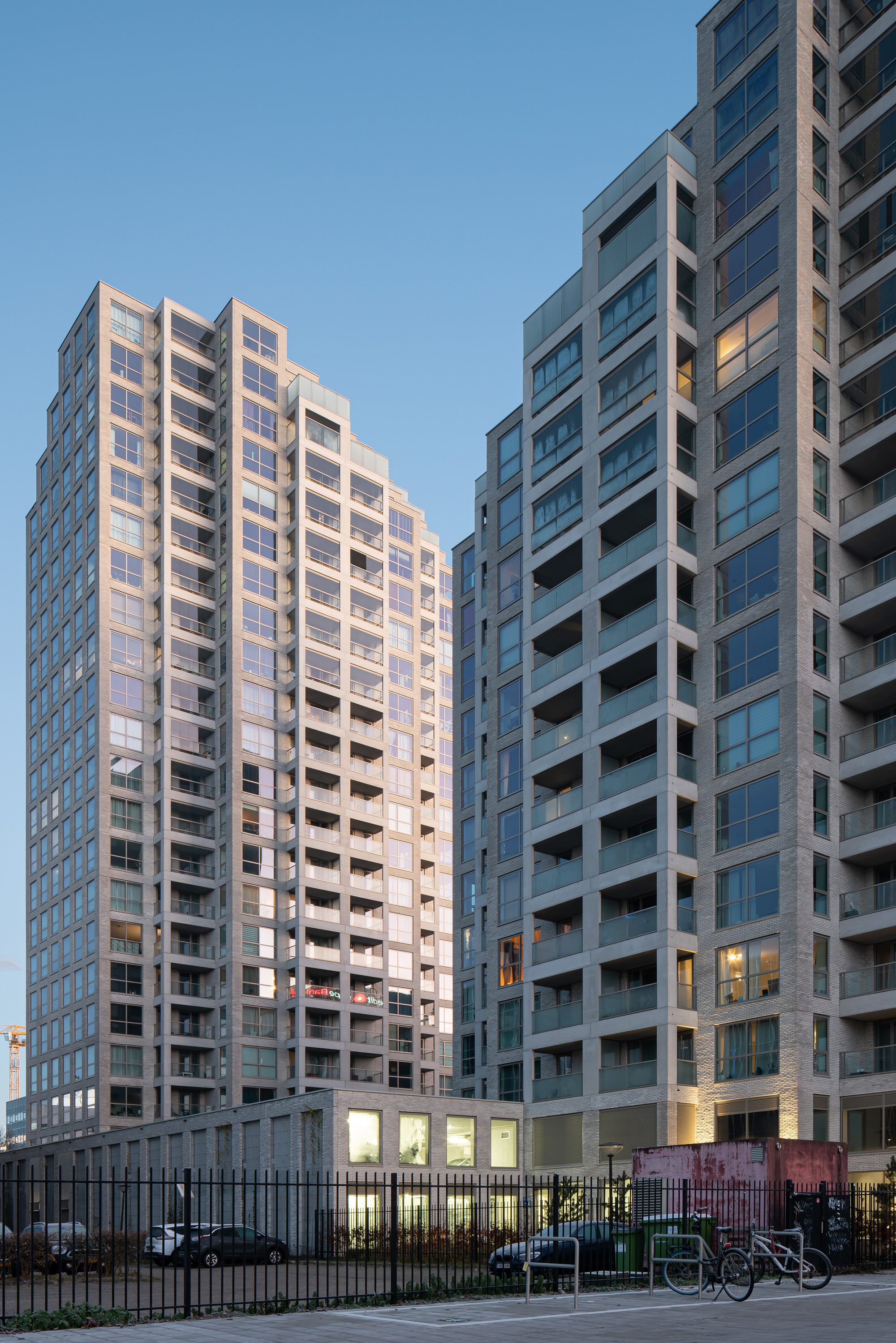 Eerste woningen in kantoorgebied Amsterdam Bullewijk opgeleverd ...