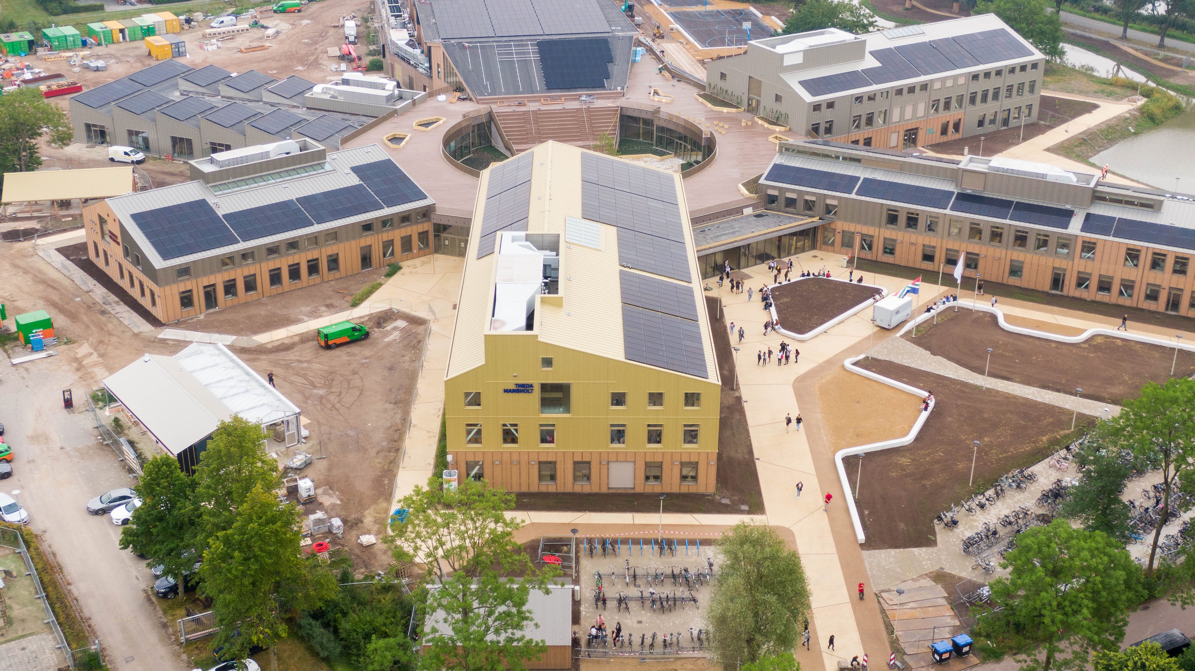 EPDM | Carlisle® Construction Materials BV | Eemsdelta Campus ...