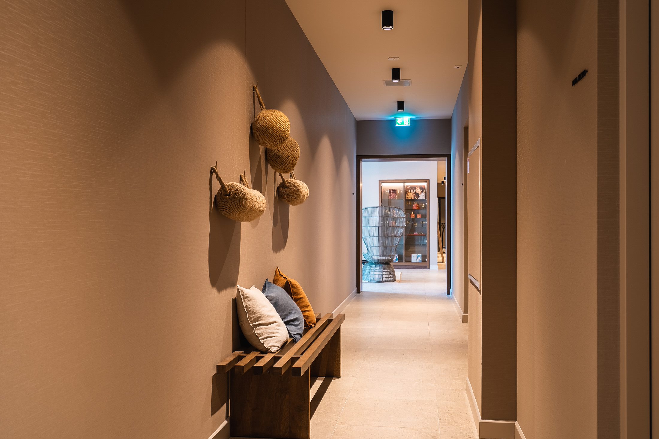 Hertek B.V. | Noodverlichting in luxe hotel De Blanke Top****s - architectenweb.nl