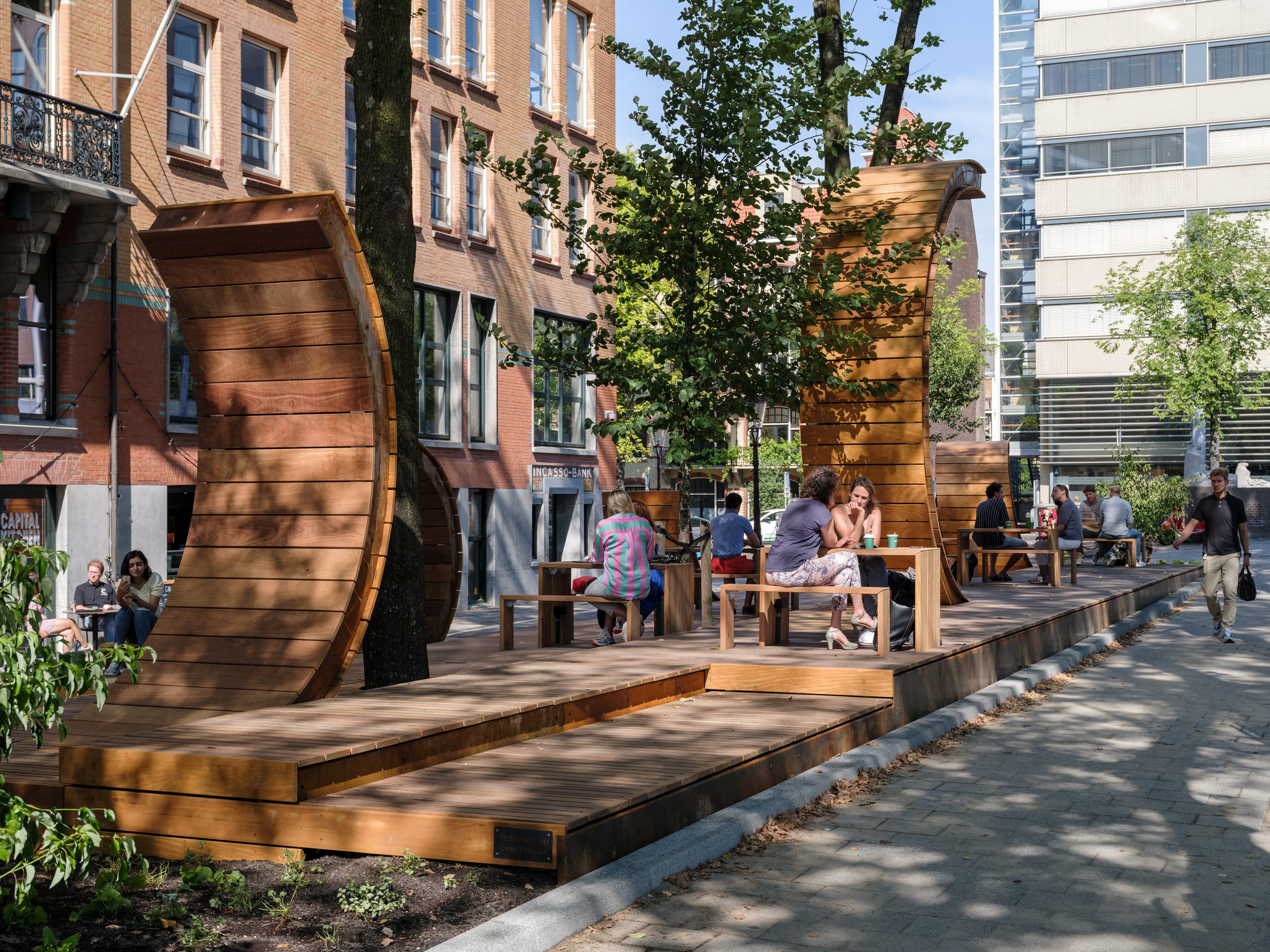 PolyLester | Peel Plaza - architectenweb.nl