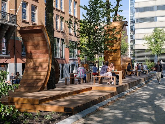 PolyLester | Peel Plaza - architectenweb.nl