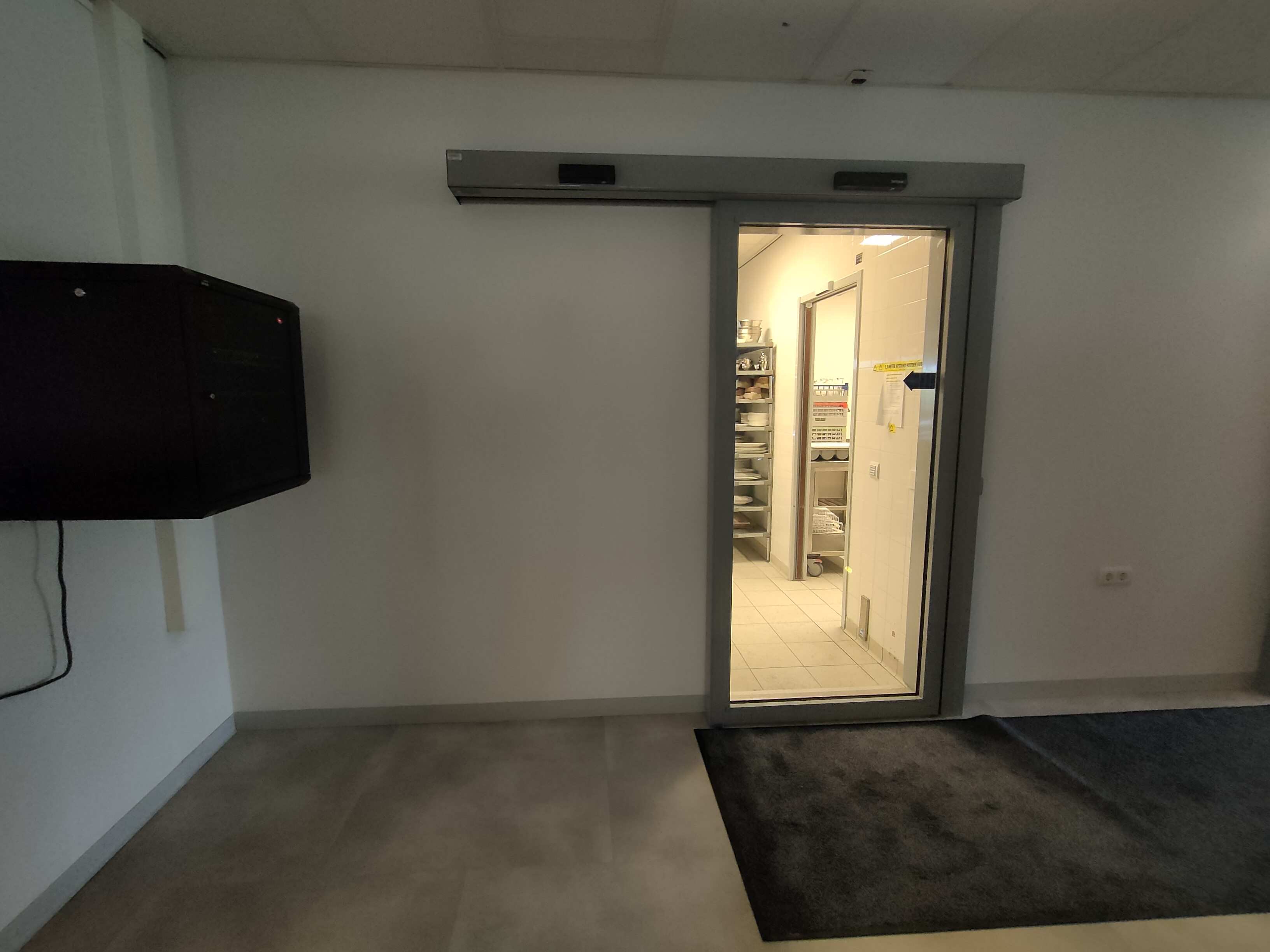 Entrance Automatische Deuren B.V. | Brandwerende schuifdeuren - architectenweb.nl