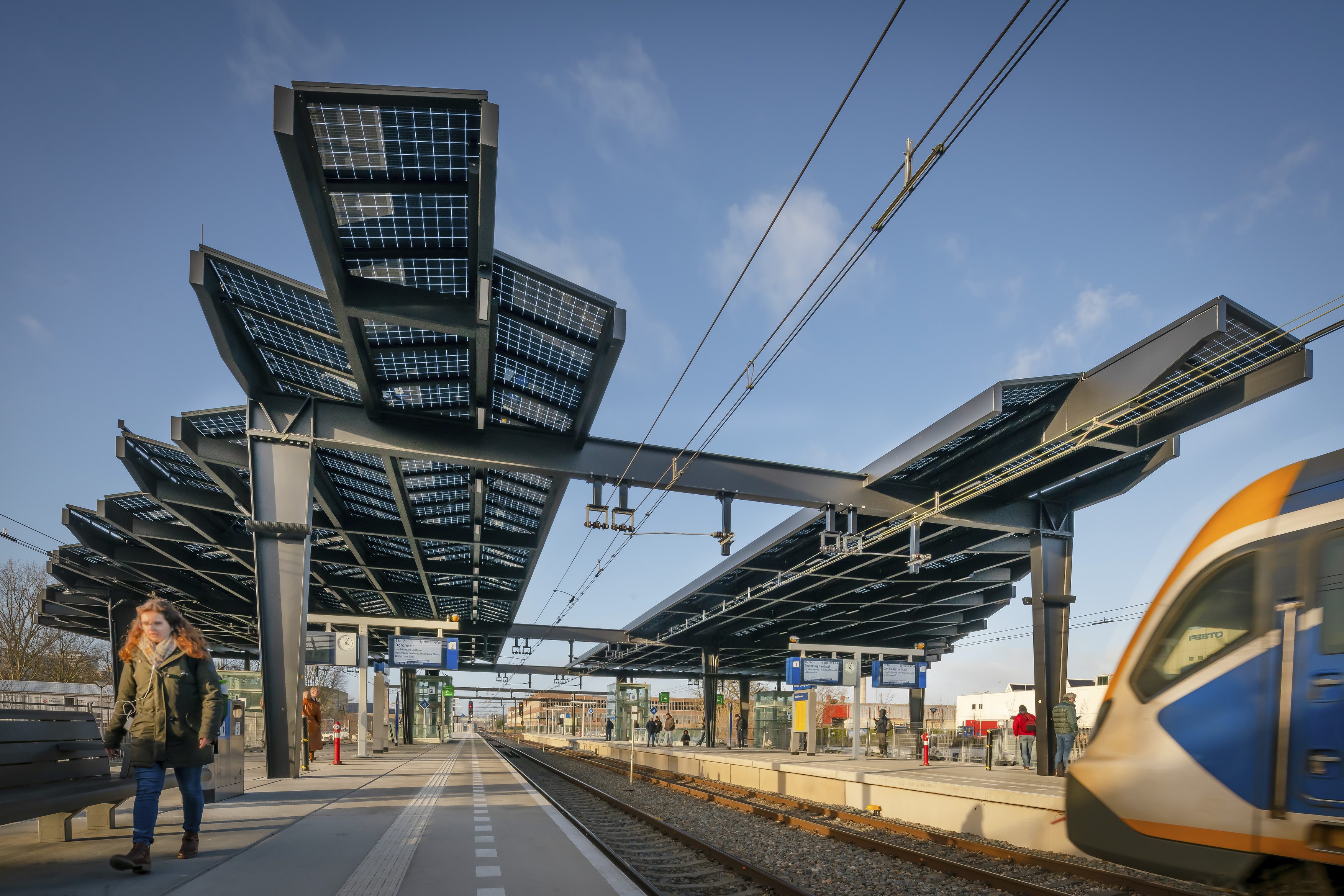 Benthem Crouwel Architects | Energieneutraal station Delft Campus ...