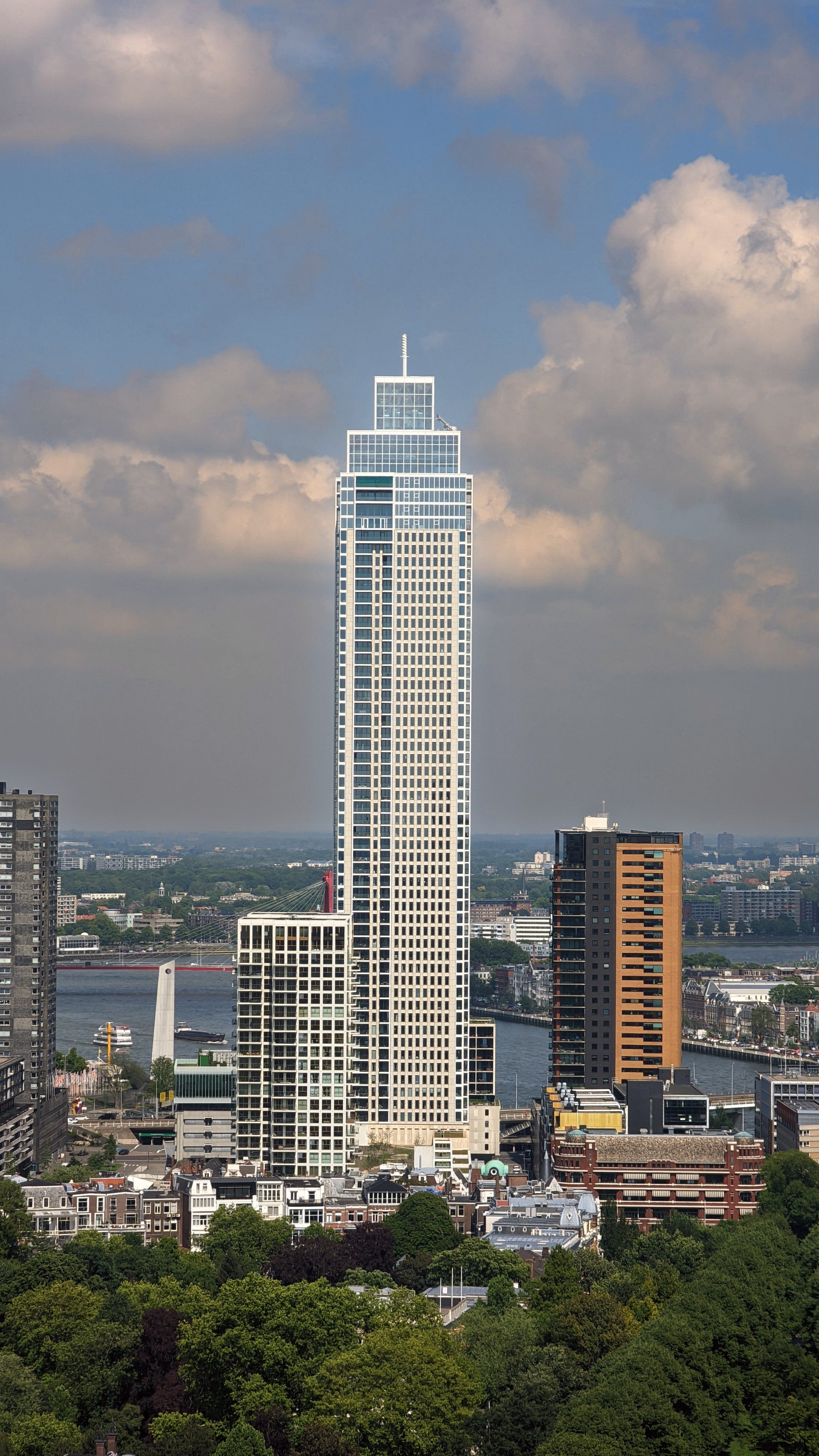 Hogere schadevergoeding voor omwonenden Zalmhaventoren - architectenweb.nl