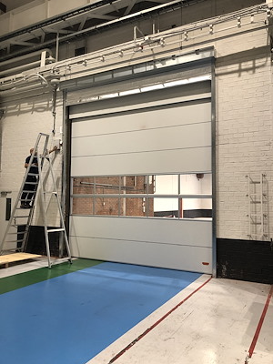 Rolflex Nederland B.V. | Brandwerende roldeur Combo - architectenweb.nl