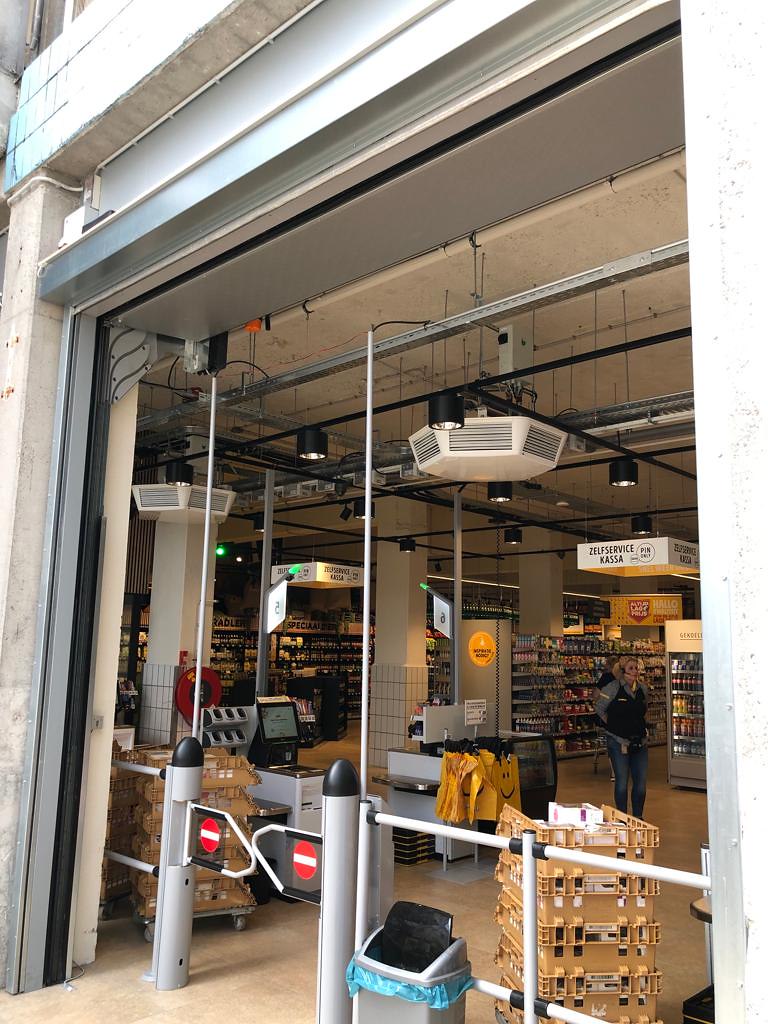 Rolflex Nederland B.V. | Brandwerende roldeur Combo - architectenweb.nl