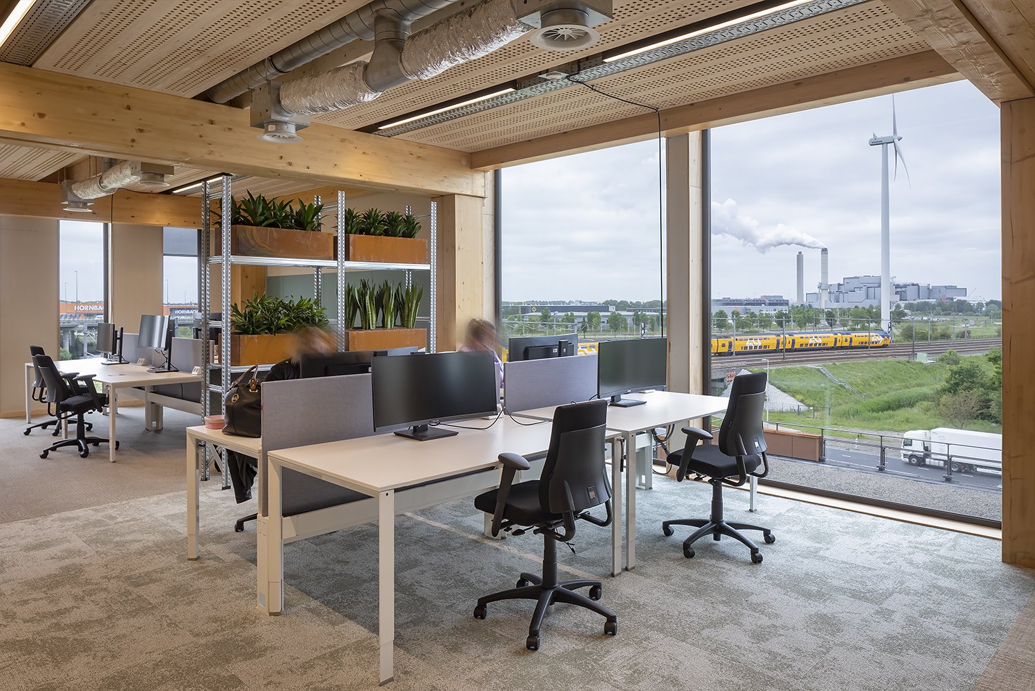 Nieuw regiokantoor Amsterdam van Alliander is circulair en flexibel ...