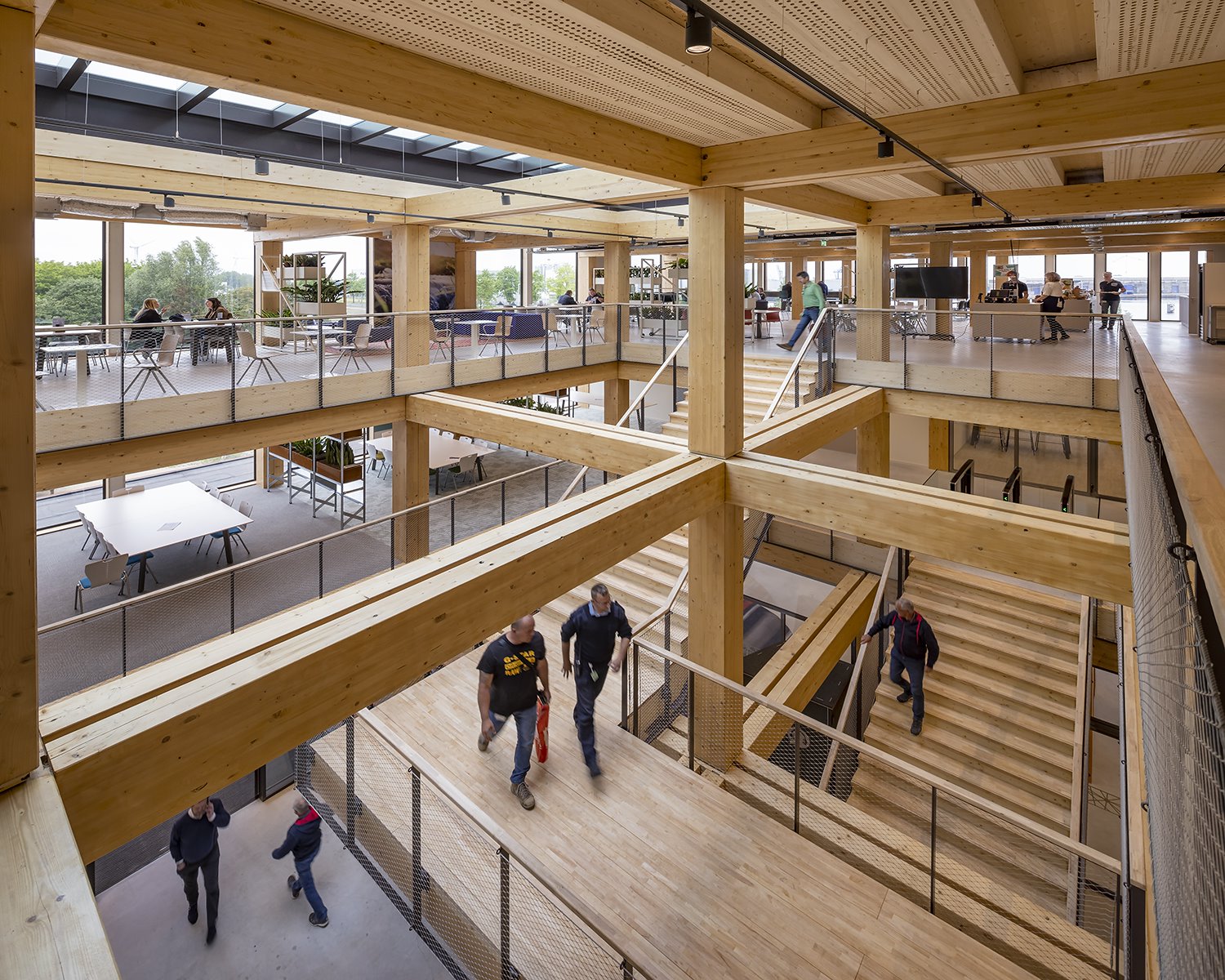 Nieuw regiokantoor Amsterdam van Alliander is circulair en flexibel ...