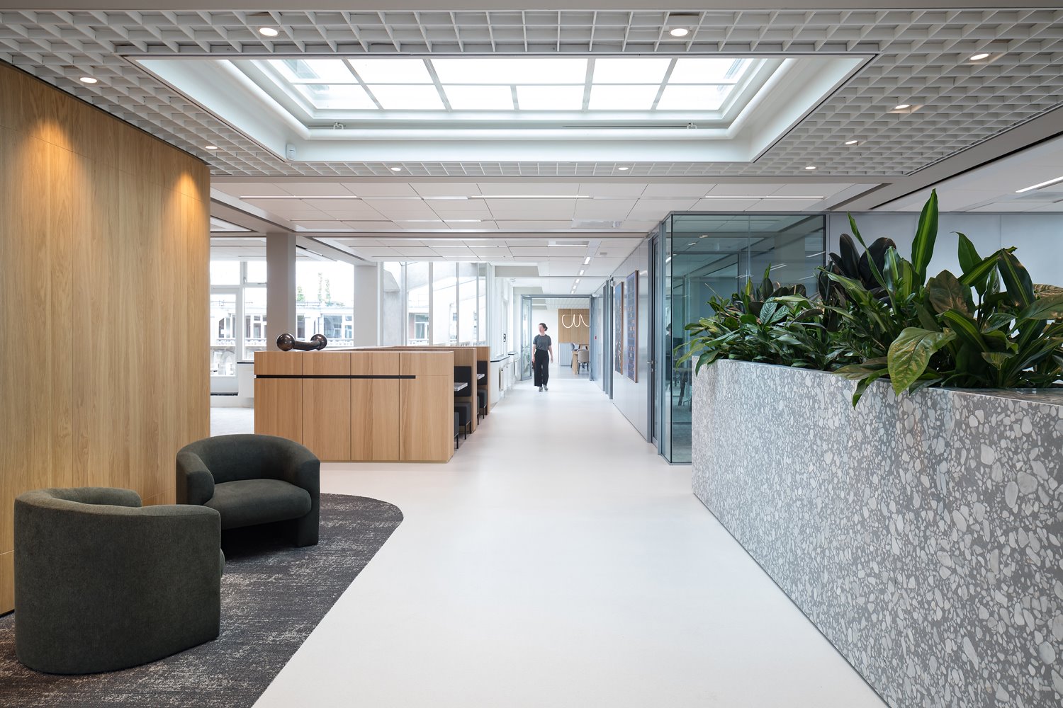 ATELIERFRONT | OC&C Groothandelsgebouw Rotterdam - architectenweb.nl