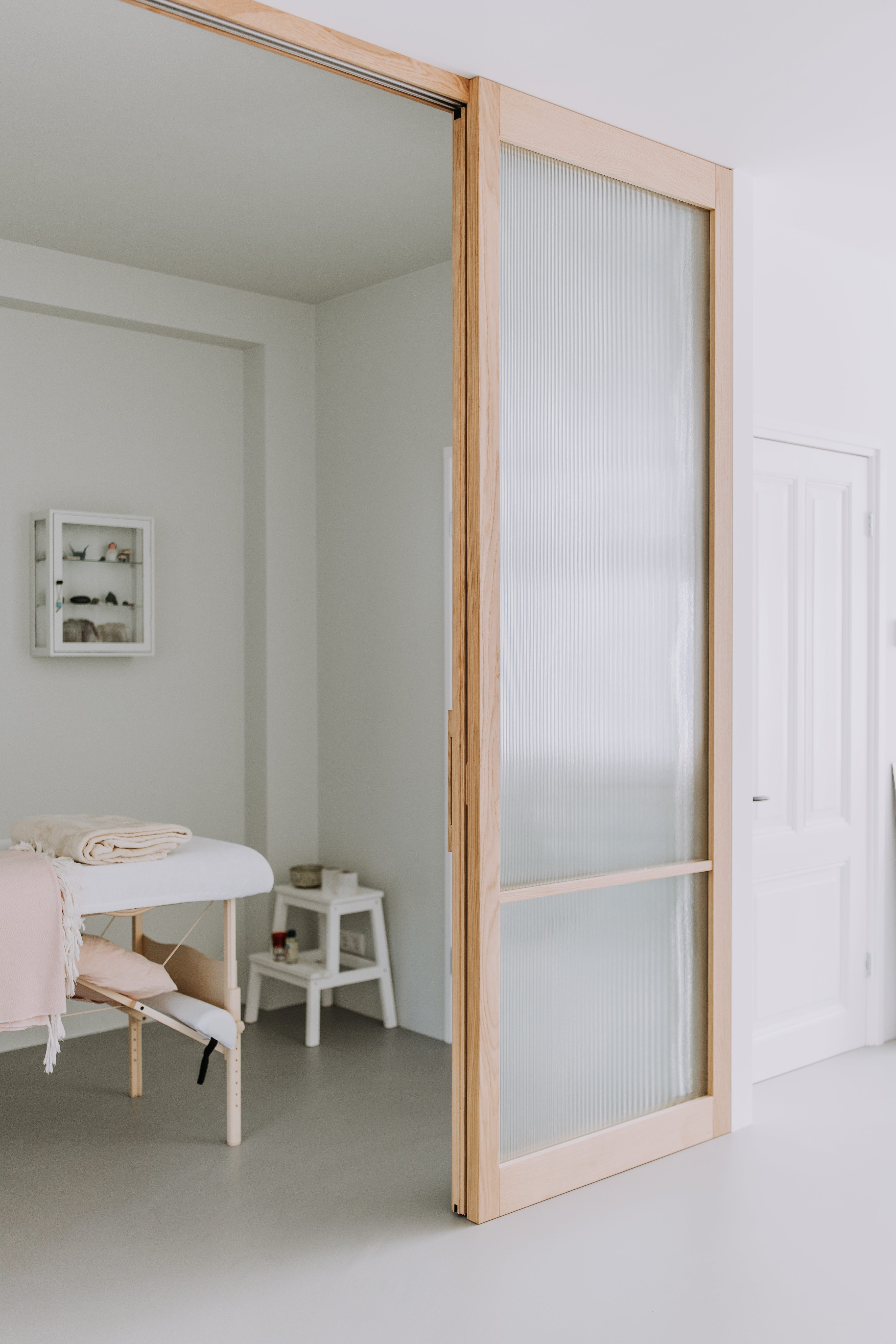 Indu Doors® | Exclusieve tussenwand van eikenhout met ribglas ...