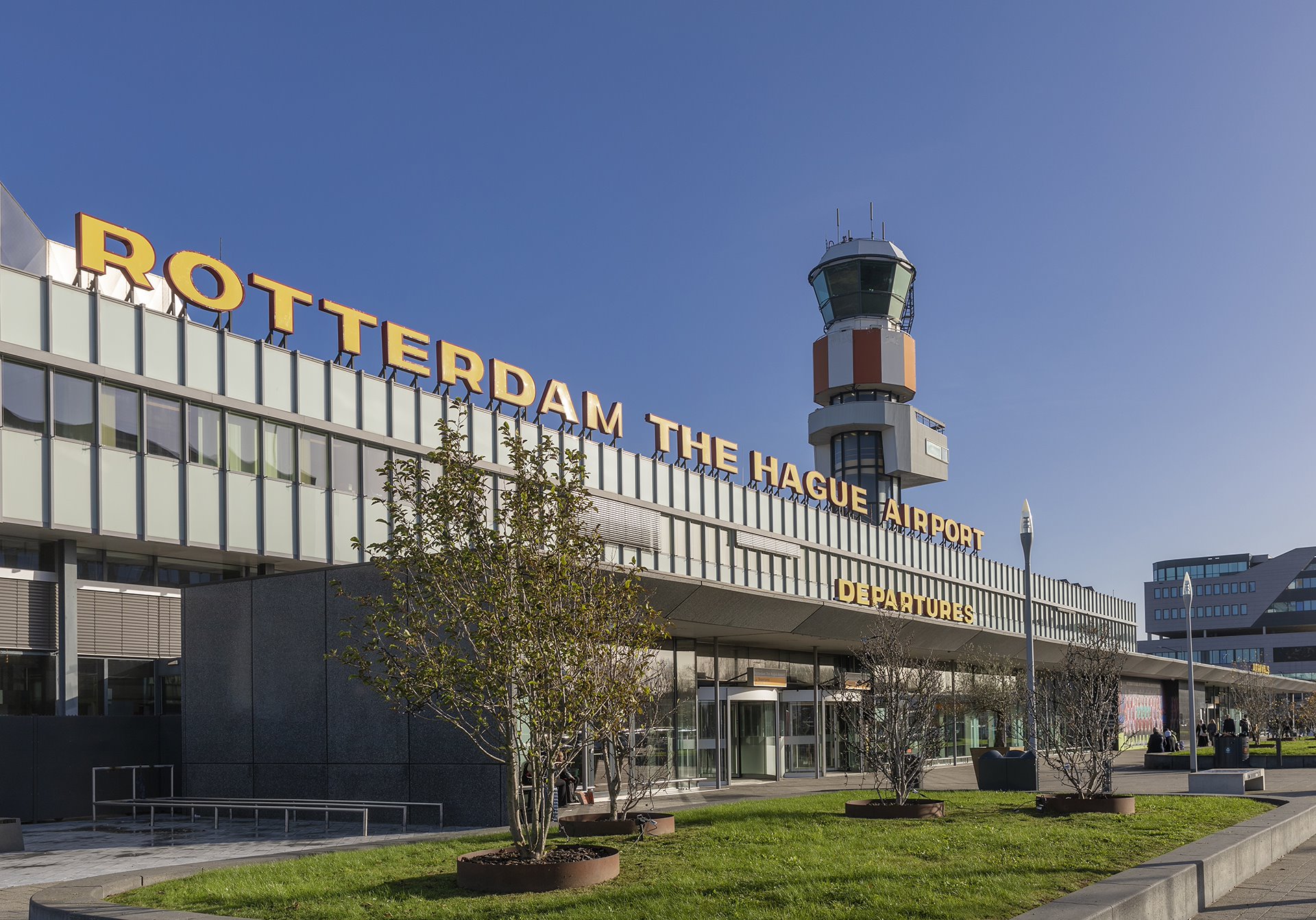 Mosa. | Renovatie van de Rotterdam Airport Terminal - architectenweb.nl