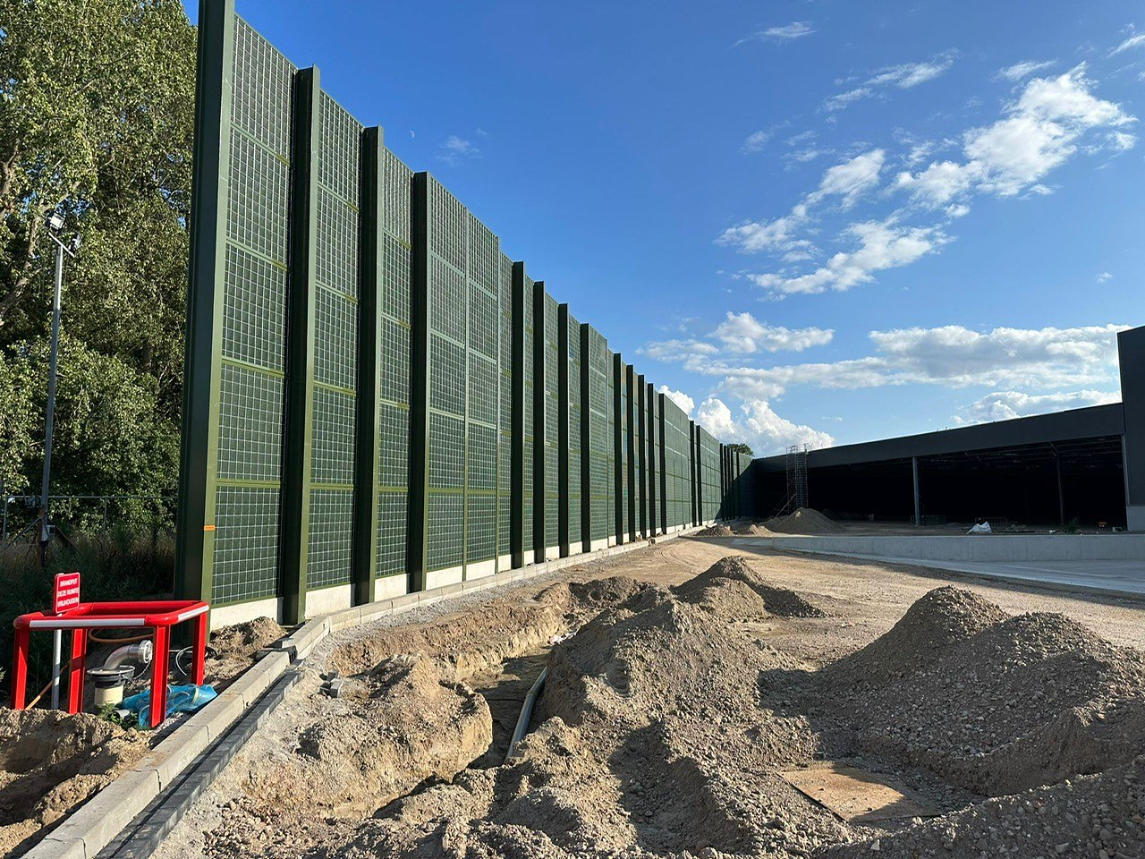 Kokosystems B.V. | Kokowall geluidsschermen bij Plus DC - Deventer ...