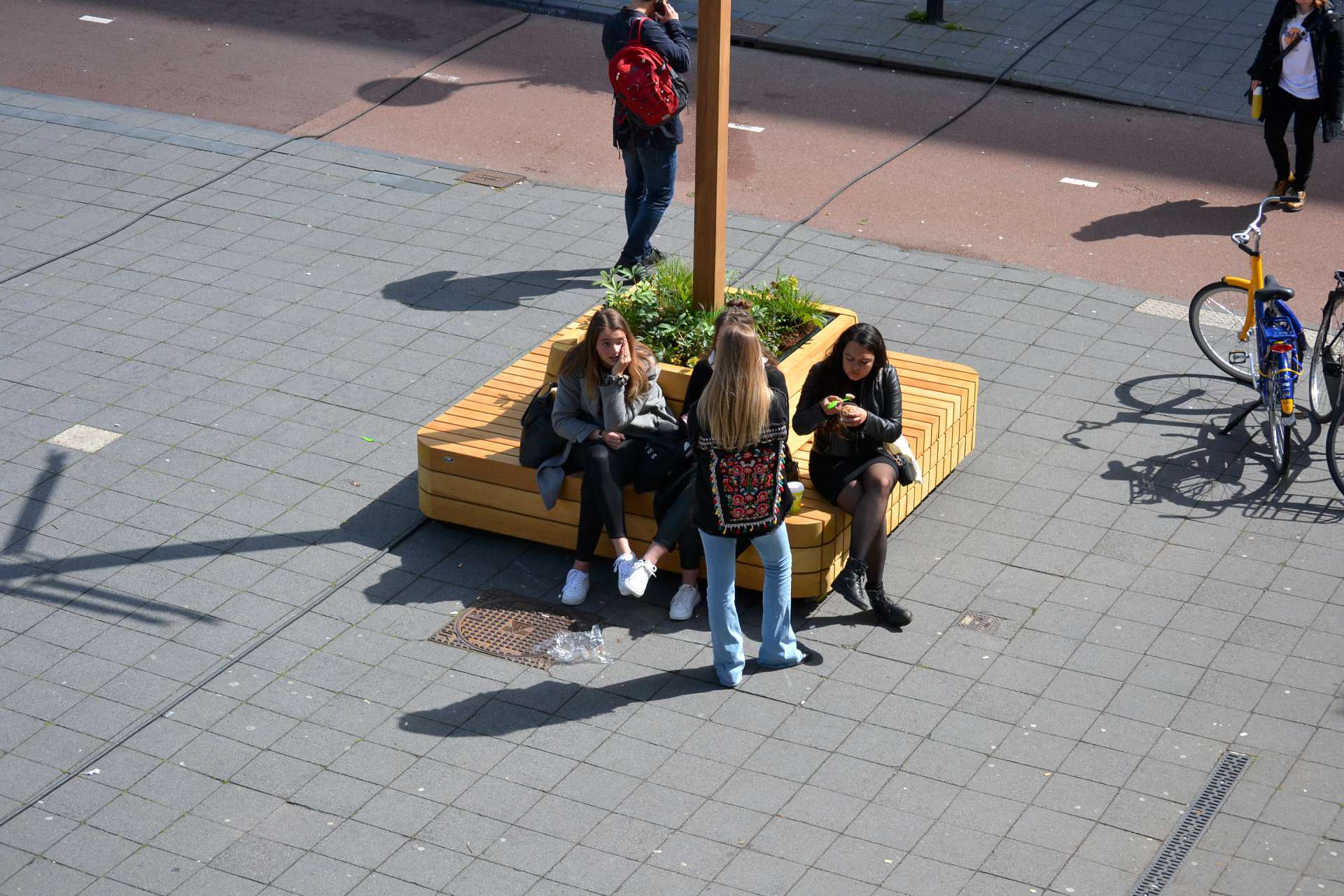 Grijsen Park & Straatdesign | Plantenbakken voor de openbare ruimte ...
