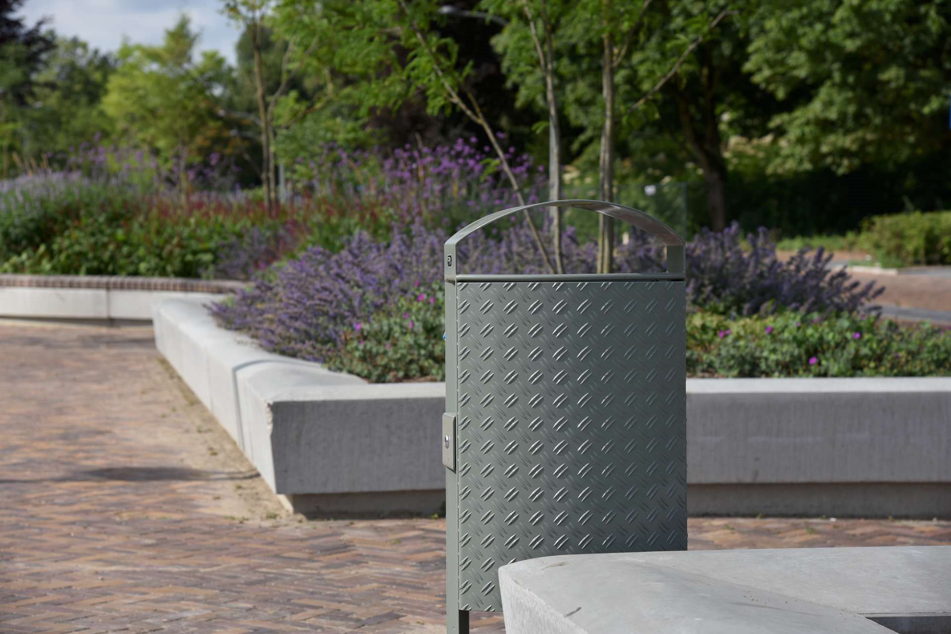 Grijsen Park & Straatdesign | Afvalbakken Serie Constructo (van 50 tot ...