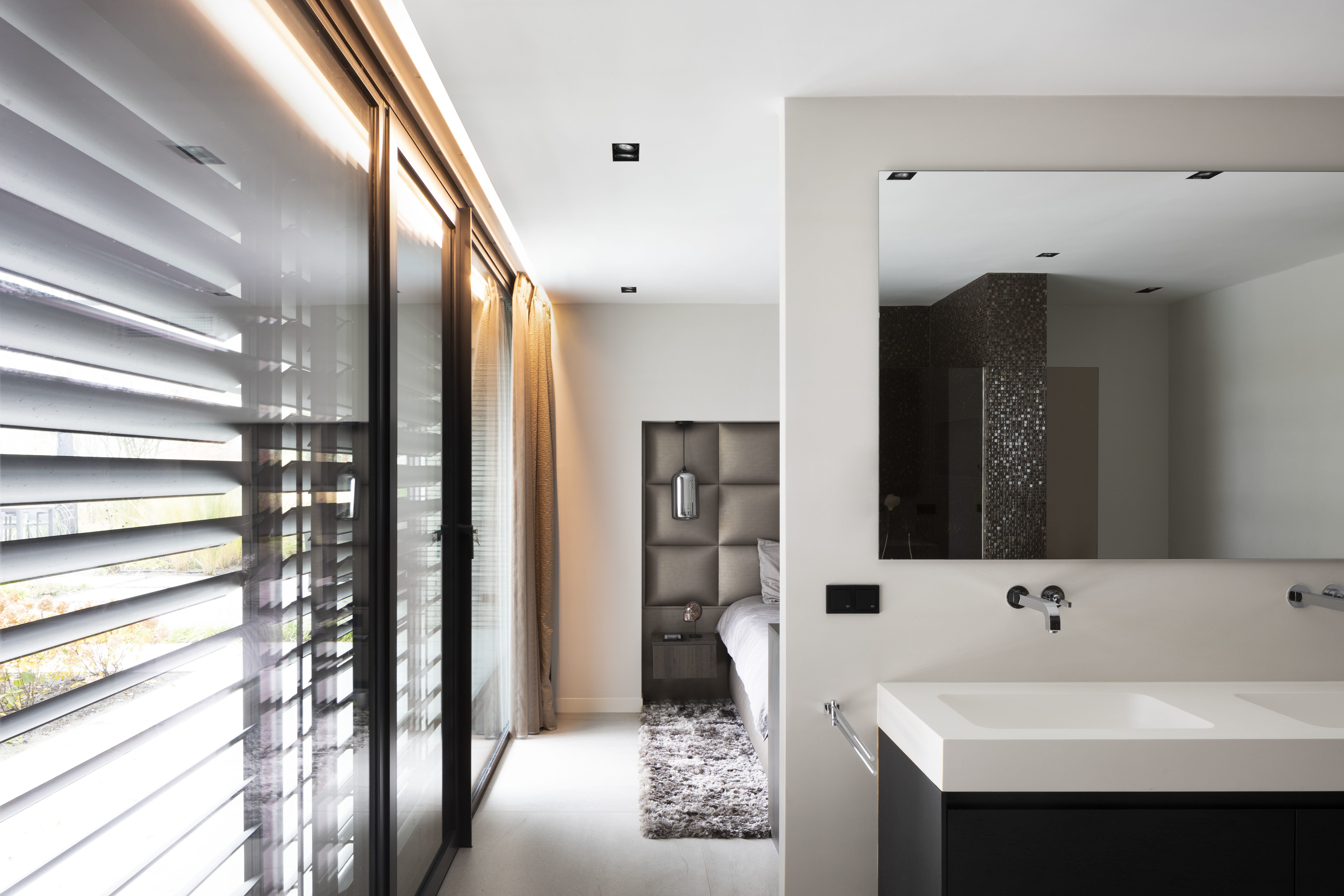 Livium Creative Louvres | Livium louvredaken, panelen en shutters ...