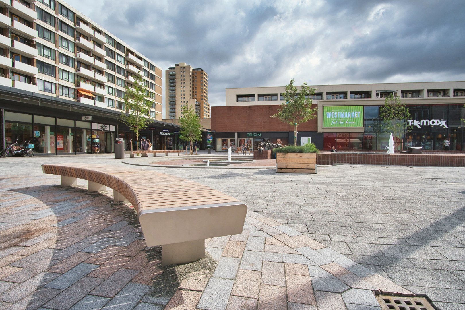 Grijsen Park & Straatdesign | Een vernieuwd Osdorpplein in stadsdeel ...