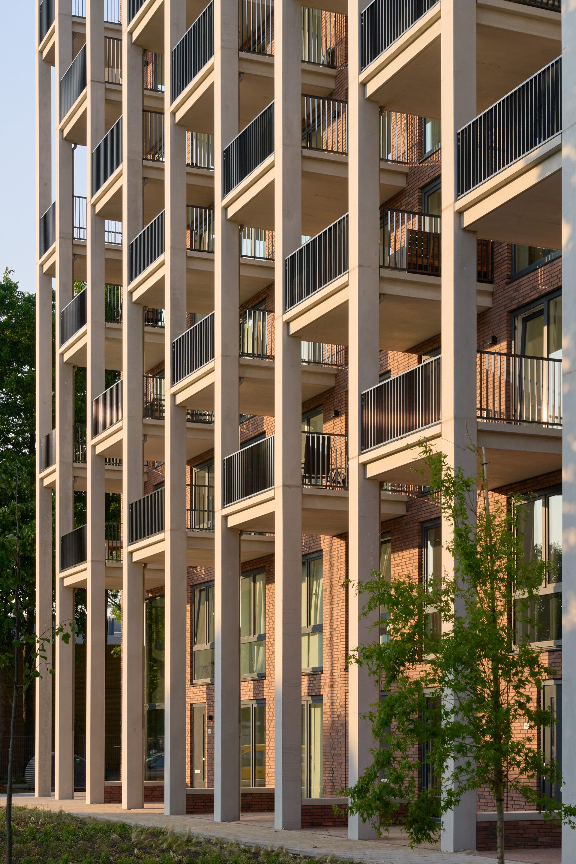 Woongebouw Salix met heldere structuur en architecturale nuances ...