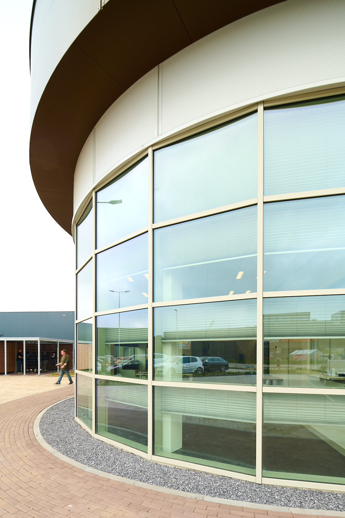 Aliplast Aluminium Systems | Gebogen raam- en vliesgevelsystemen ...