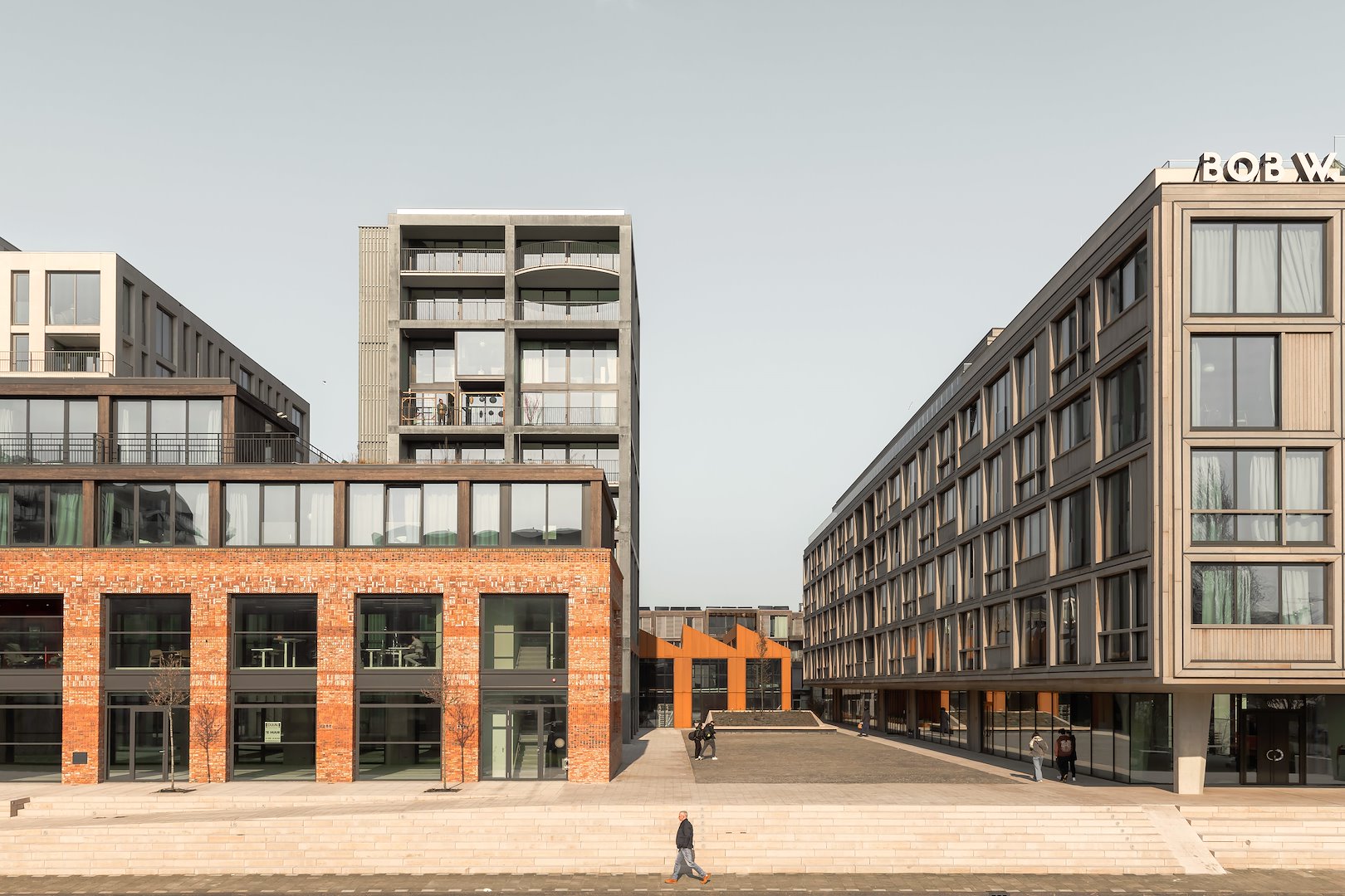 Marc Koehler Architects presenteert ensemble van zes gebouwen in ...