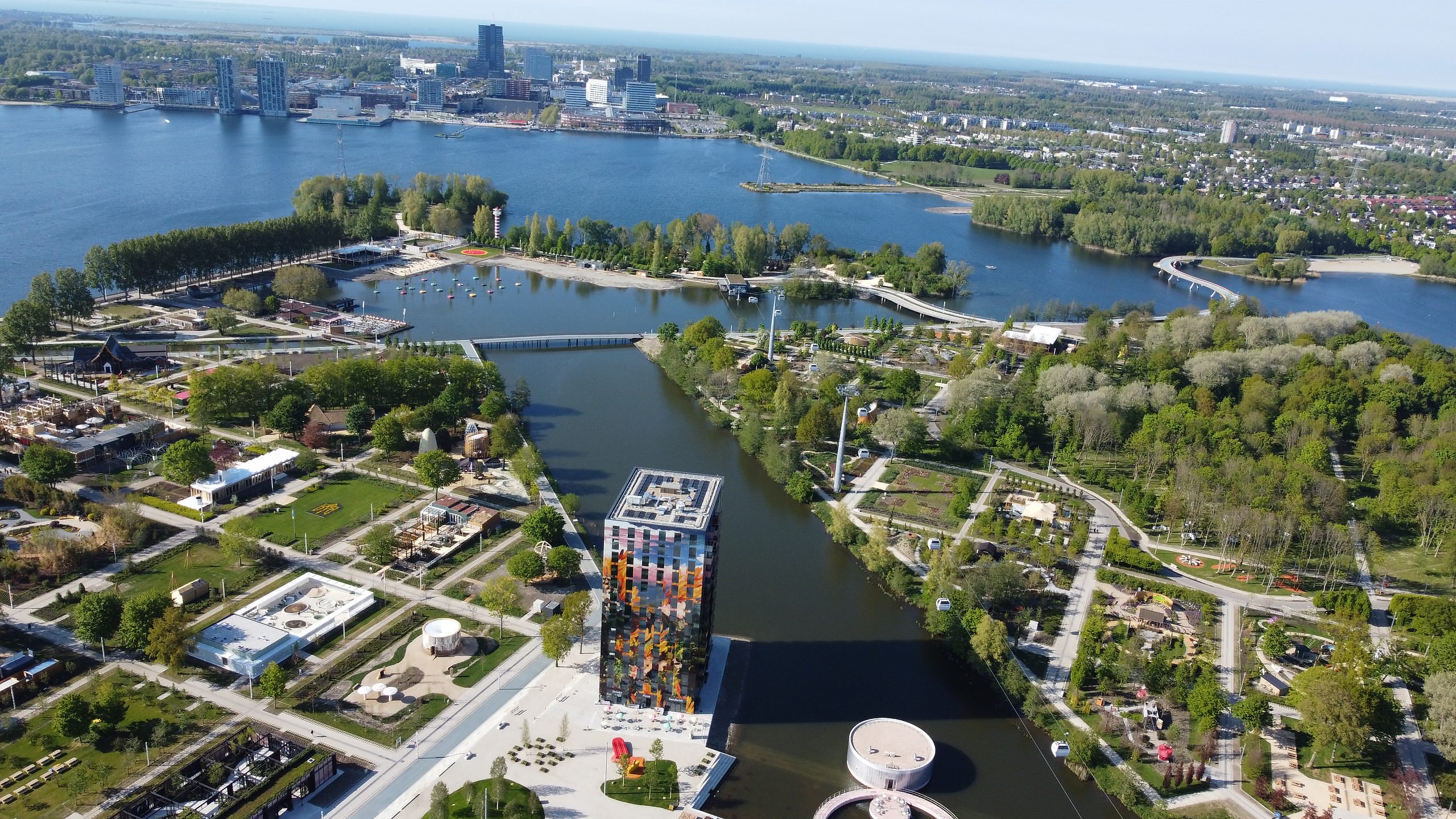Almere koopt Hortus-terrein terug van ontwikkelcombinatie ...