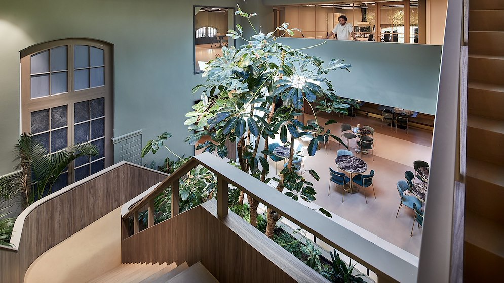 BALK Architects transformeert monumentaal pompgebouw tot kantoor ...